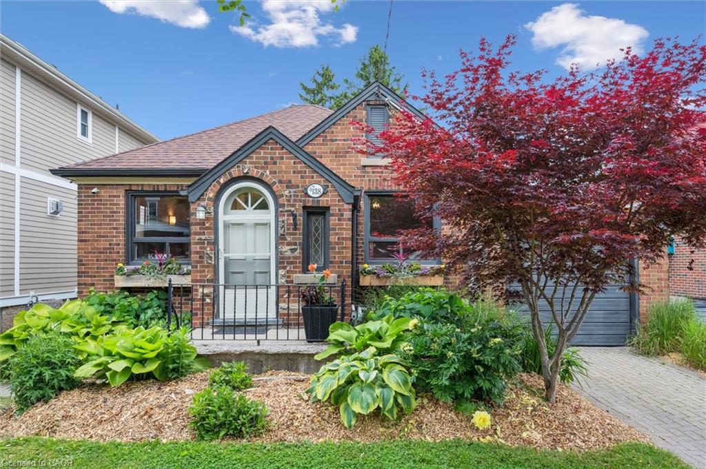 138 Graham Street, Waterloo, Ontario N2J1A1 Sold History | HouseSigma