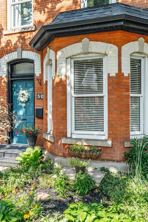 30 BLYTHE Street, Hamilton, Ontario L8N2W4 Sold History | HouseSigma
