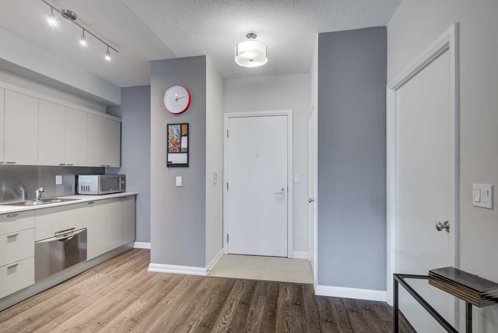 1209 - 111 Elizabeth St, Toronto, Ontario Sold History | HouseSigma