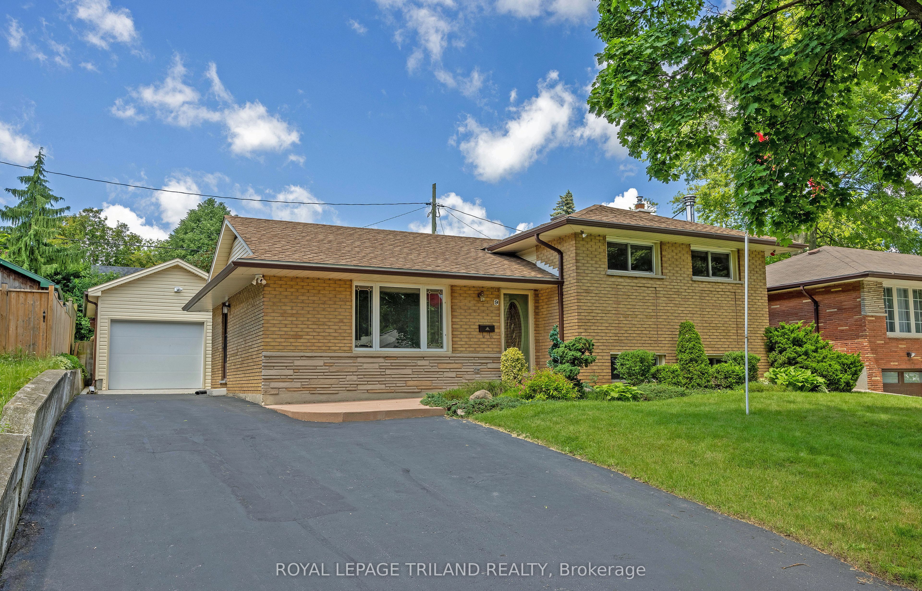 9 Stormont Dr, London, Ontario N5Z3Z4 Sold History | HouseSigma